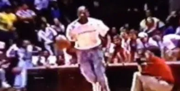 Michael Jordan Once Judged A Dunk Contest & Then Destroyed The Winner ...