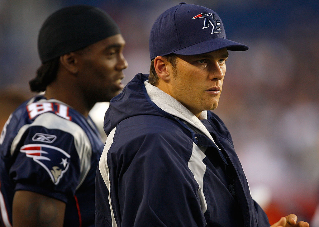 Tom Brady Tells Randy Moss How Good He Would Look In A Bucs Uniform (VIDEO)