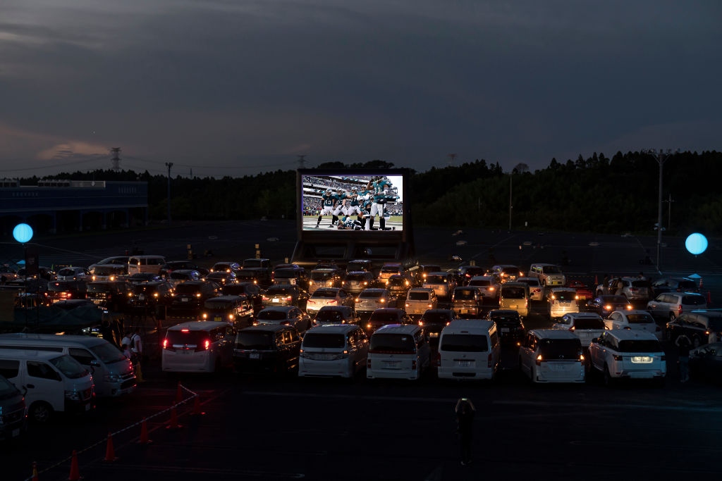 Philadelphia Eagles Fan Organizing Drive-In Tailgate Party For Opening ...
