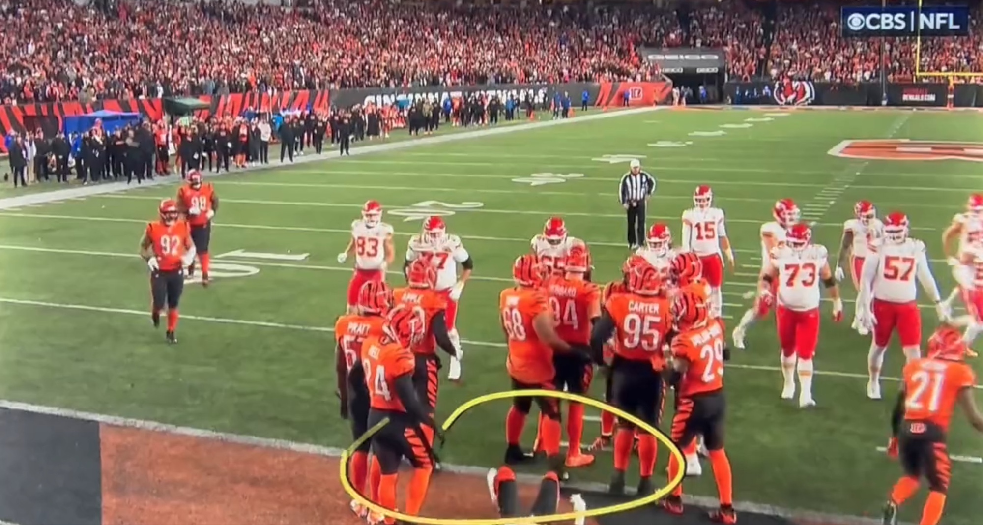 Bengals Defender Caught In 4K Taking Embarrassing Dive