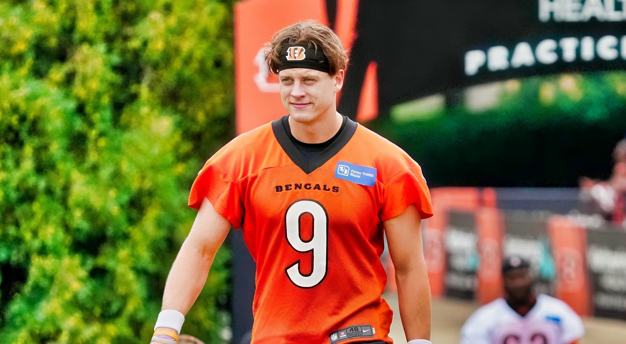 Former NFL Doctor Provides Analysis On Joe Burrow's Injury