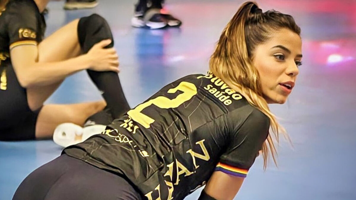 Volleyball Player Key Alves Posts Incredible Shots