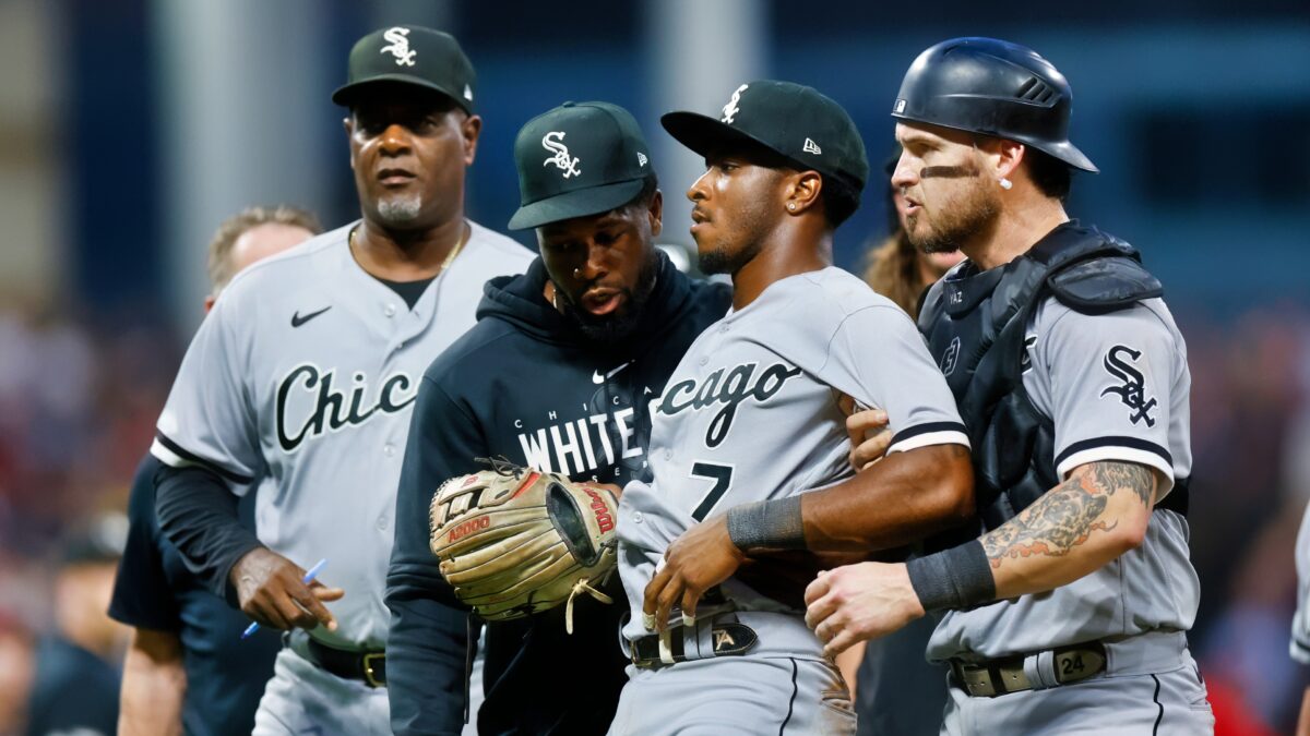 Tim Anderson Stumbling Terribly After Being KO'd By Jose Ramirez