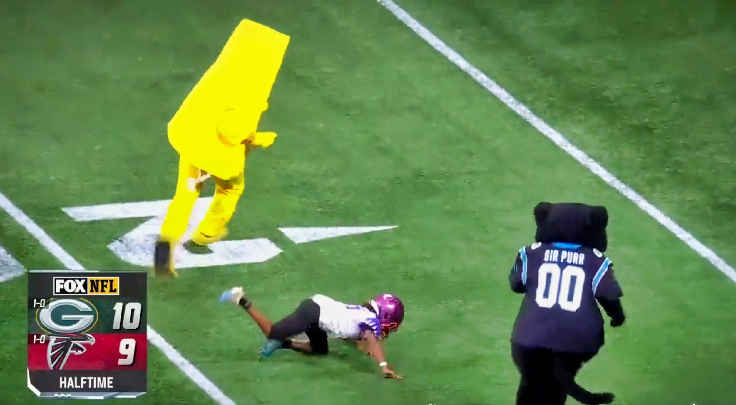 Mascot Destroys Little Kid With Massive Stiff-Arm At Half (VIDEO)