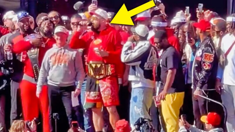 Travis Kelce Was Very Drunk At Chiefs Super Bowl Victory Parade
