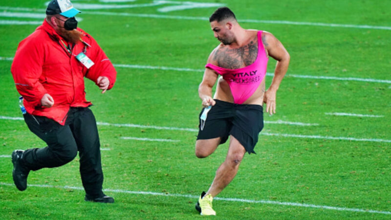 Truth About The Super Bowl Streaker's Bet Comes Out