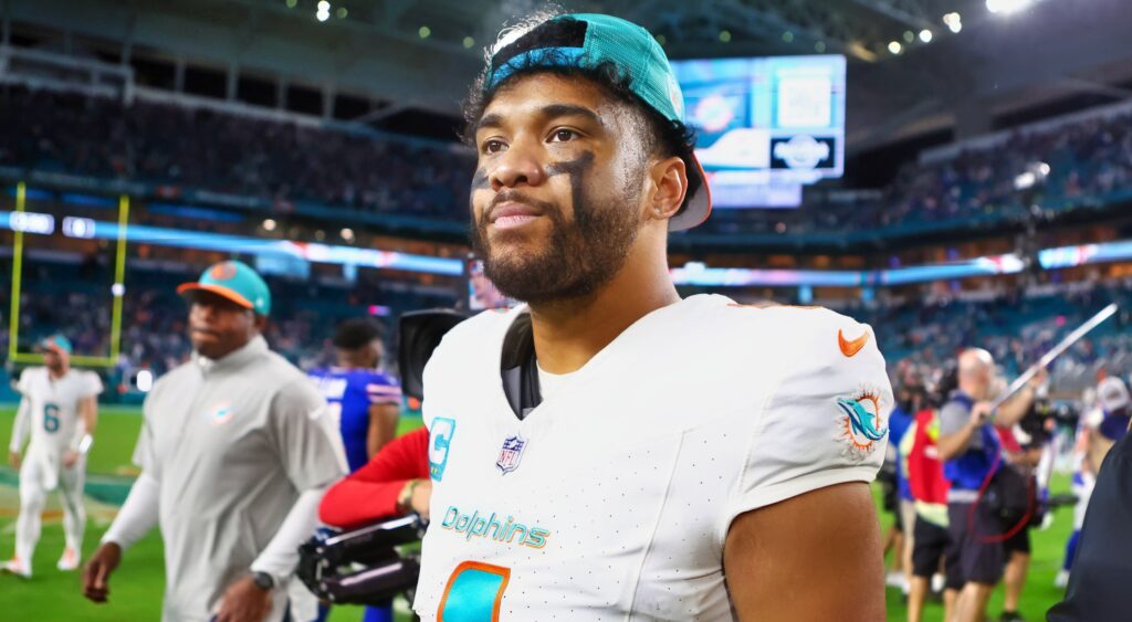 Tua Tagovailoa Revealed His New Hairstyle & NFL Fans Are Going Crazy