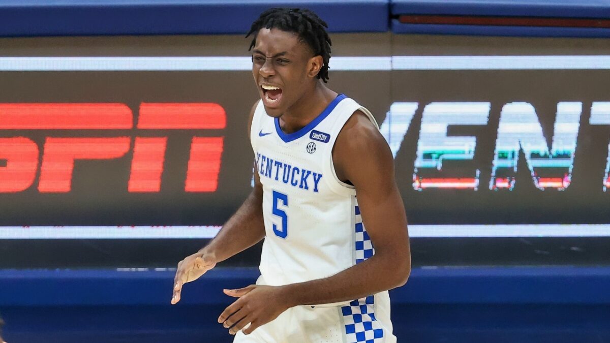 10 College Basketball Players Who Died While Still Active In The League