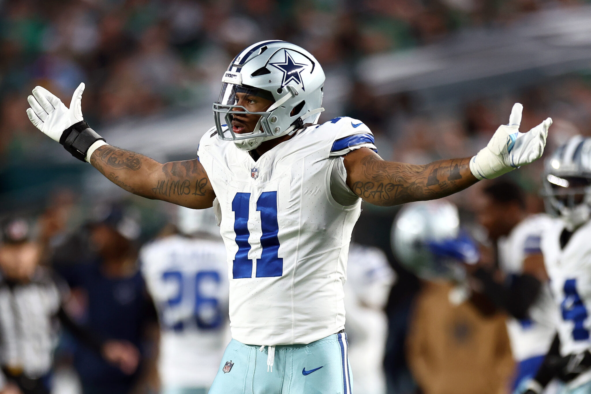 NFL Fans Want Their Teams To Sign Sumo Wrestler Who Easily Dominated ...