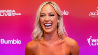 Social Media Explodes As Phoenix Mercury Star Sophie Cunningham Walked ...