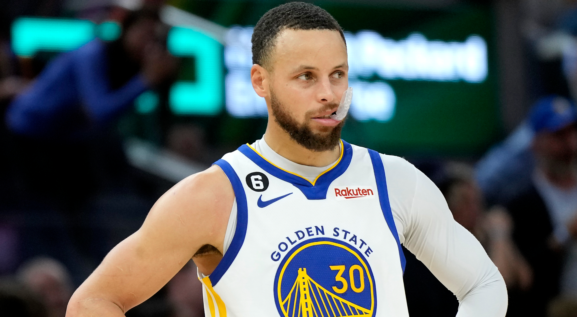 Stephen Curry Breaks Silence After Signing A One-Year Contract ...