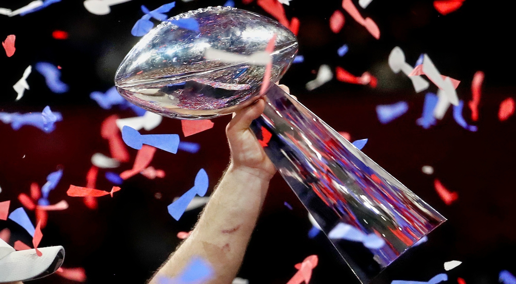 Former Super Bowl Champion And All-Pro Wide Receiver Shockingly ...