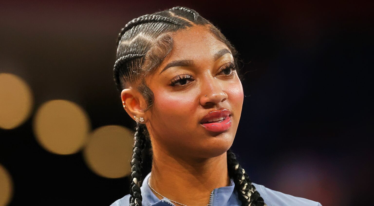 PHOTOS: Angel Reese Stuns In Her Incrediby Short Skirt As WNBA Regular ...