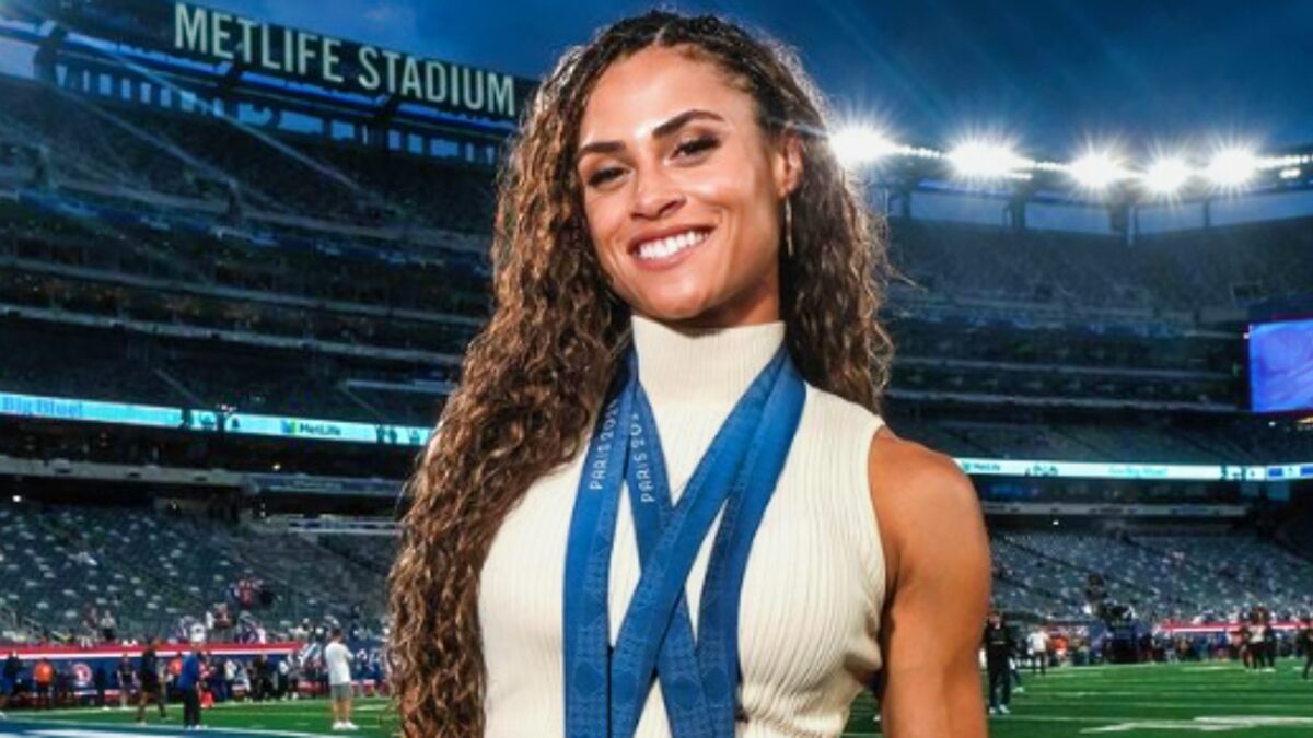 Social Media Is Going Wild Over Olympic Gold Medalist Sydney McLaughlin ...