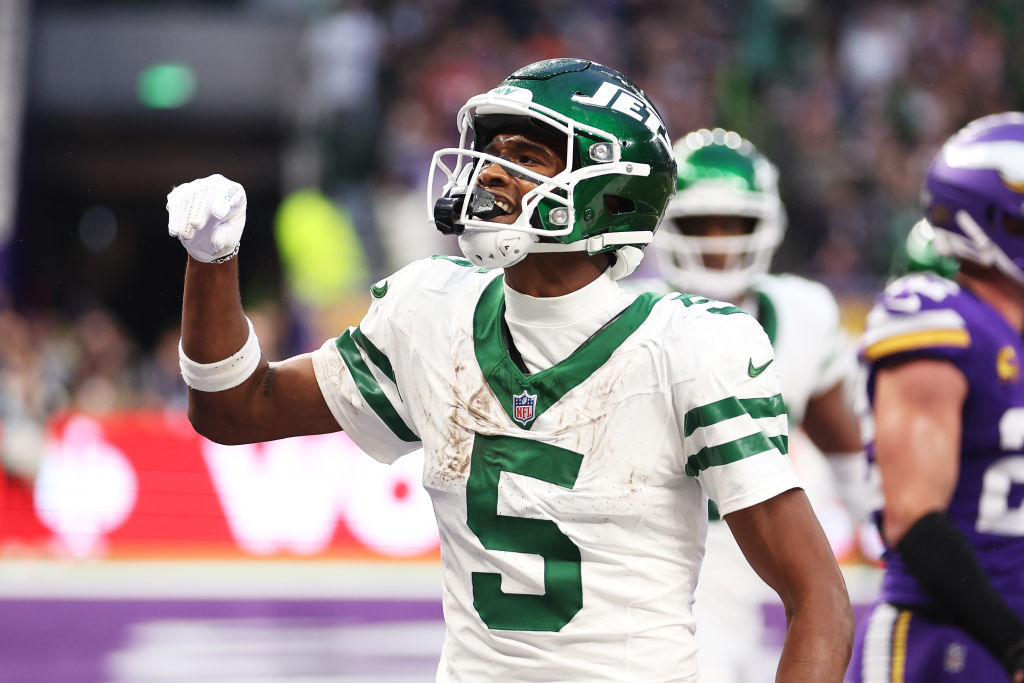 Explosive Garrett Wilson Trade Rumor Ignites Frenzy on Social Media