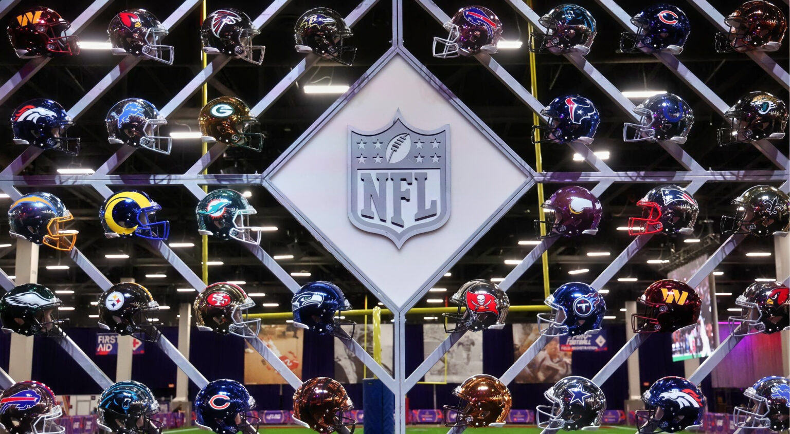 NFL Trade Deadline 2025: Date, Rules & How the Process Really Works