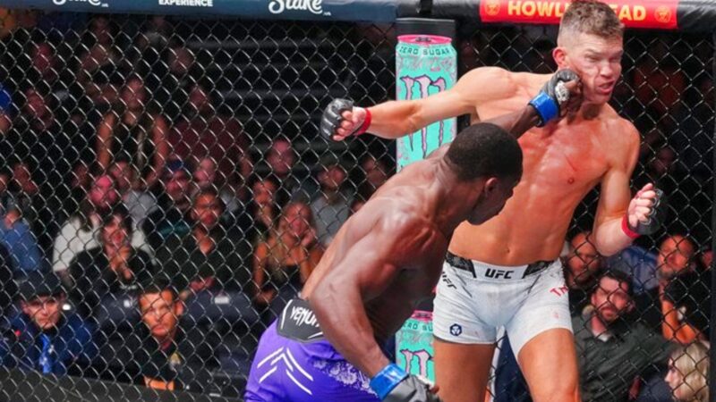 Joaquin Buckley Knocks Out Stephen Thompson At UFC 307