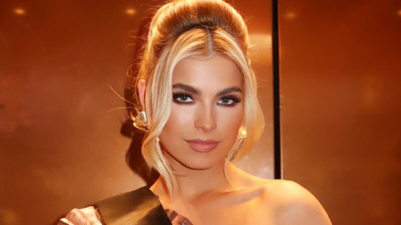 Miss America 2025 Pageant Winner Is A Former College Cheerleader At Big ...