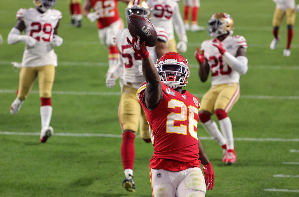 10 NFL Players That Were Robbed Of A Super Bowl MVP