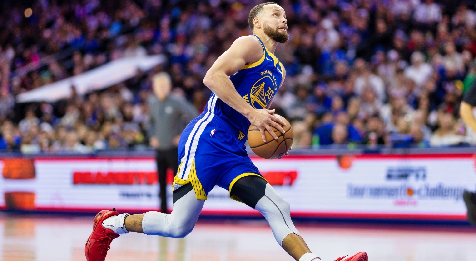 Warriors Star Stephen Curry Breaks Silence On First Dunk Since 2019 ...