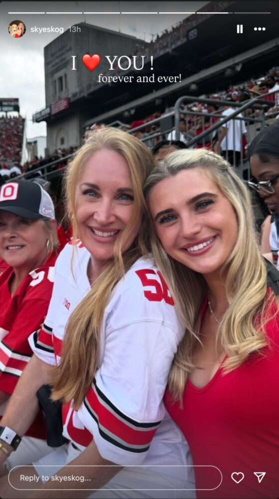 PHOTOS: Ohio State Quarterback Will Howard’s Jaw-Dropping Mom And ...