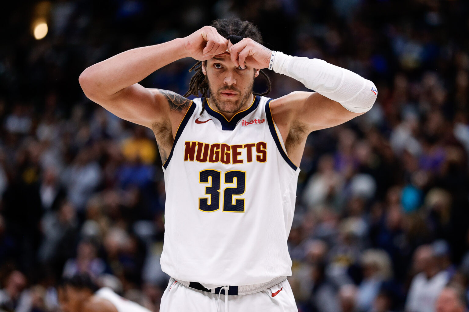 Aaron Gordon's Visible Facial Bruises Spark Fans' Concerns About His Health