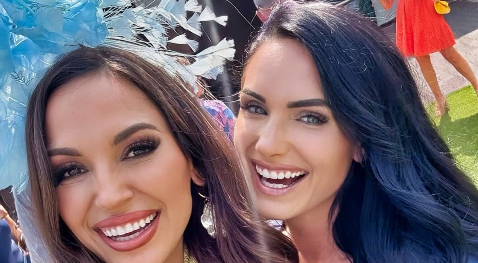 Stunning Racing Reporter Grabs Attention At The Kentucky Derby