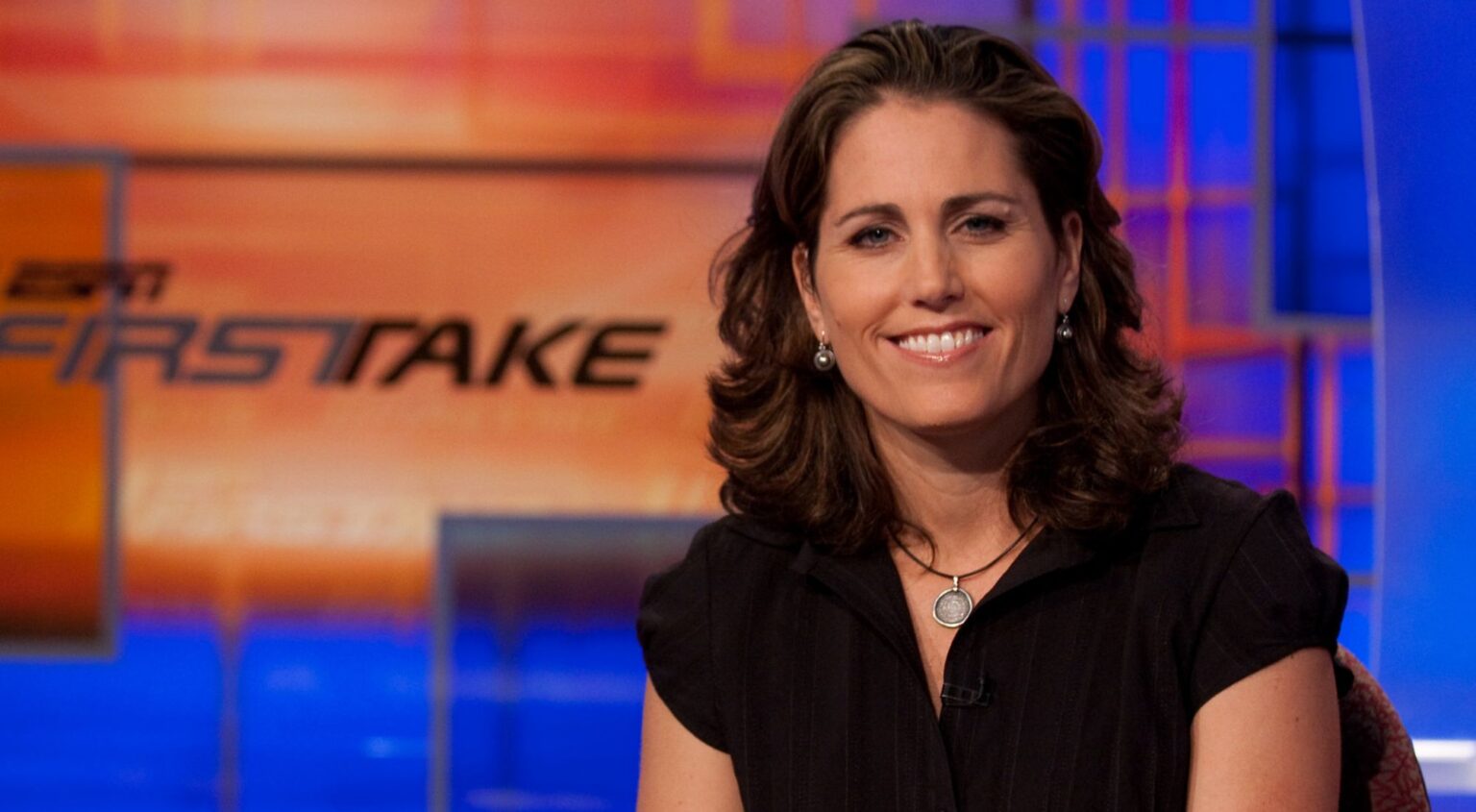 Legendary ESPN Analyst Departs After Two Decades