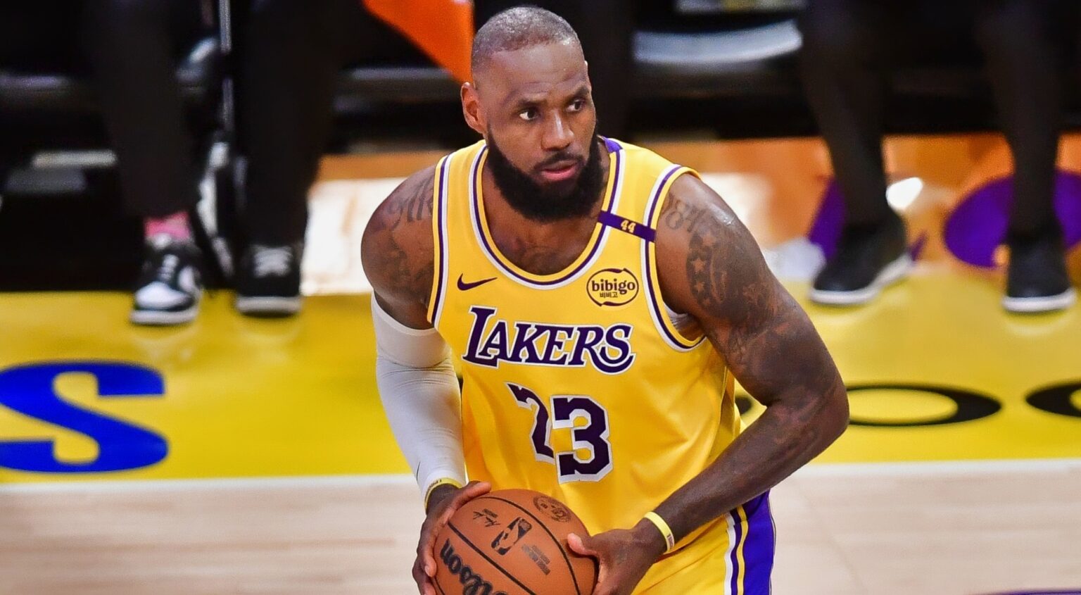 What Is A Pick And Roll In Basketball? Explained