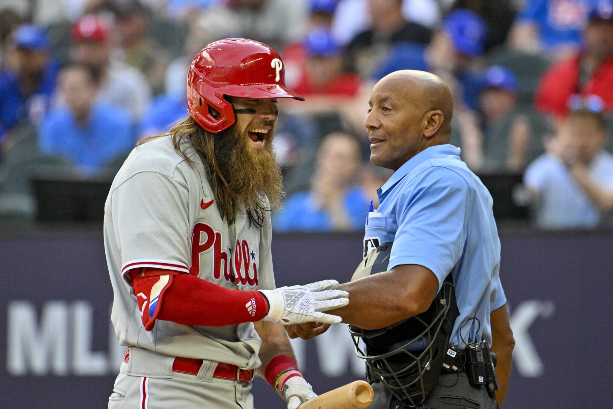 World’s Worst Umpire, CB Bucknor, Gets Pissed Off After ABS Overturned ...