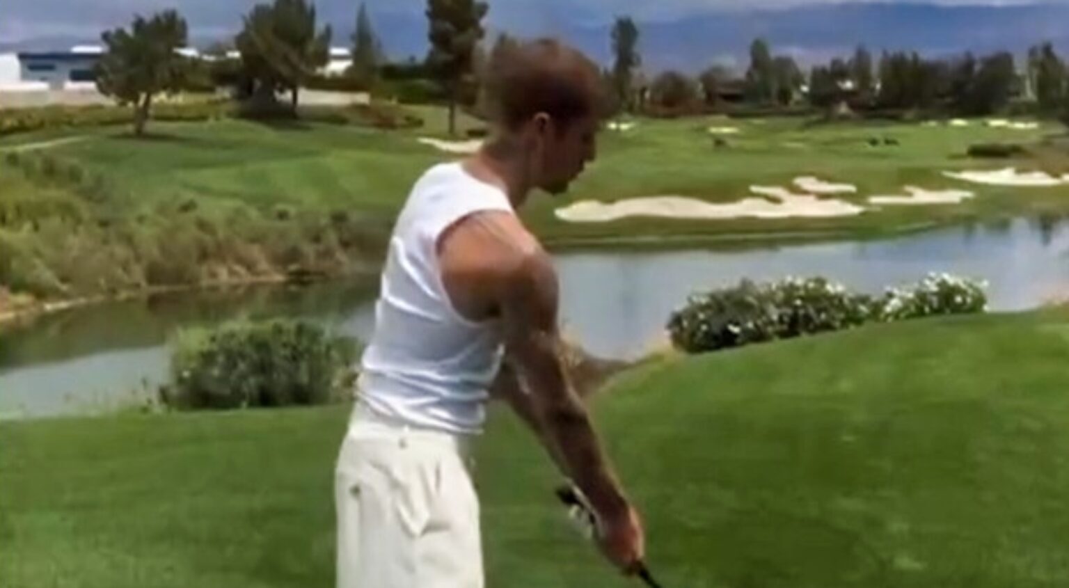 VIDEO: Golf Fans Are In An Uproar After Justin Bieber Was Caught ...
