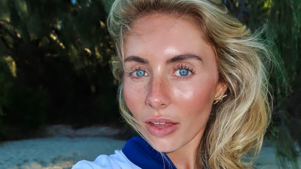 Social Media User Posts Shocking Evidence That Suggests Adult Superstar ...