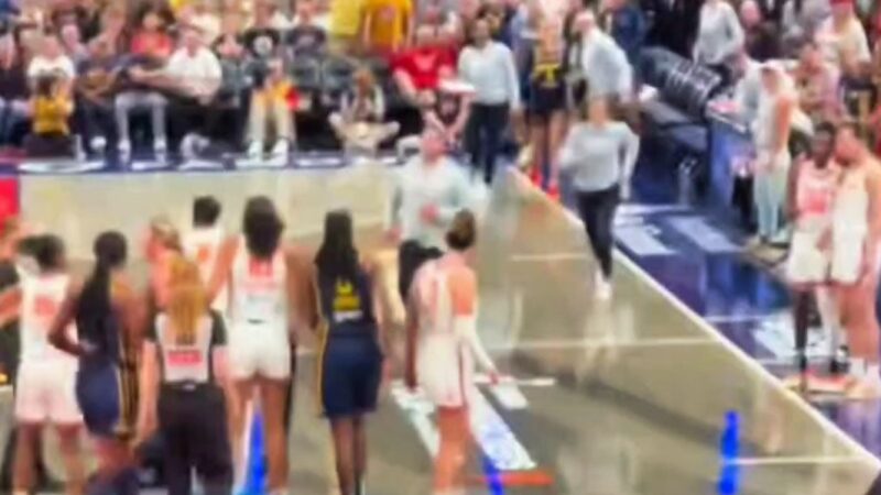 New Fan POV Shows Sophie Cunningham Being Held Down By Coach Austin ...