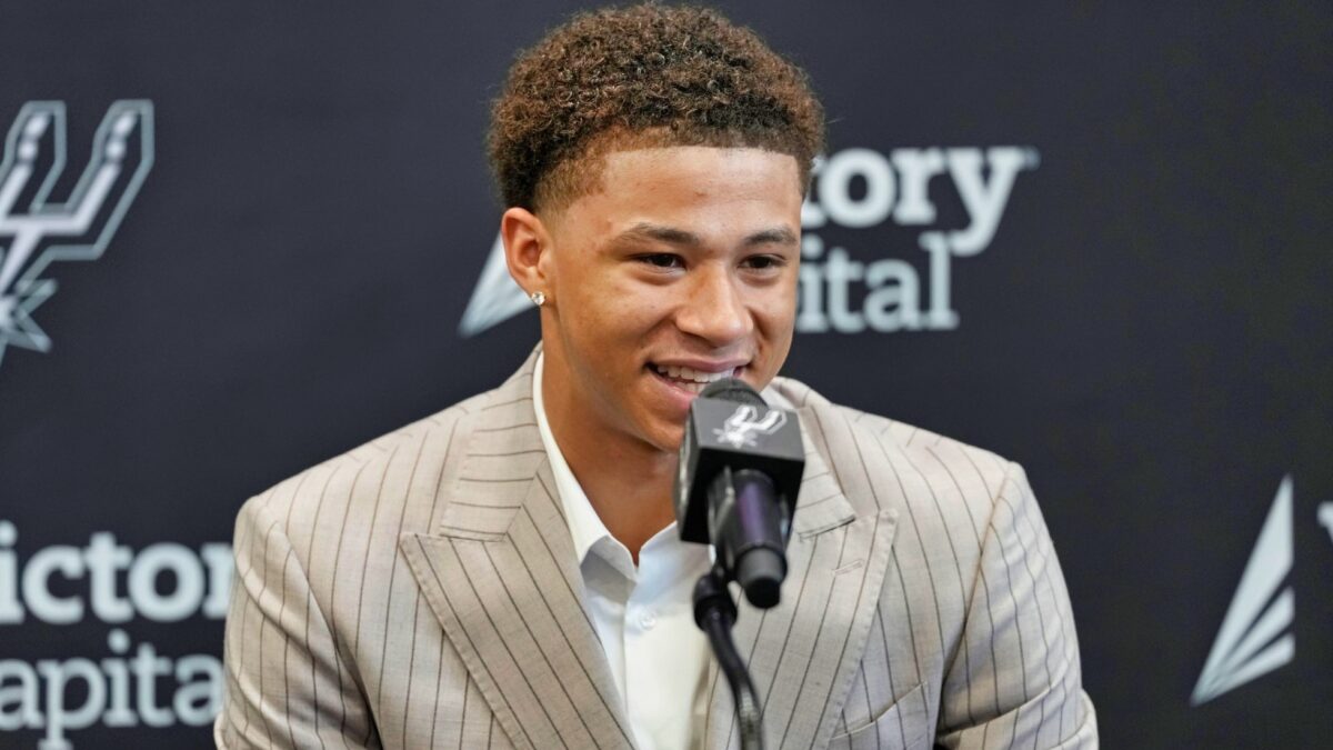 Spurs Rookie Carter Bryant Opens Up On Surreal Moment After Meeting ...