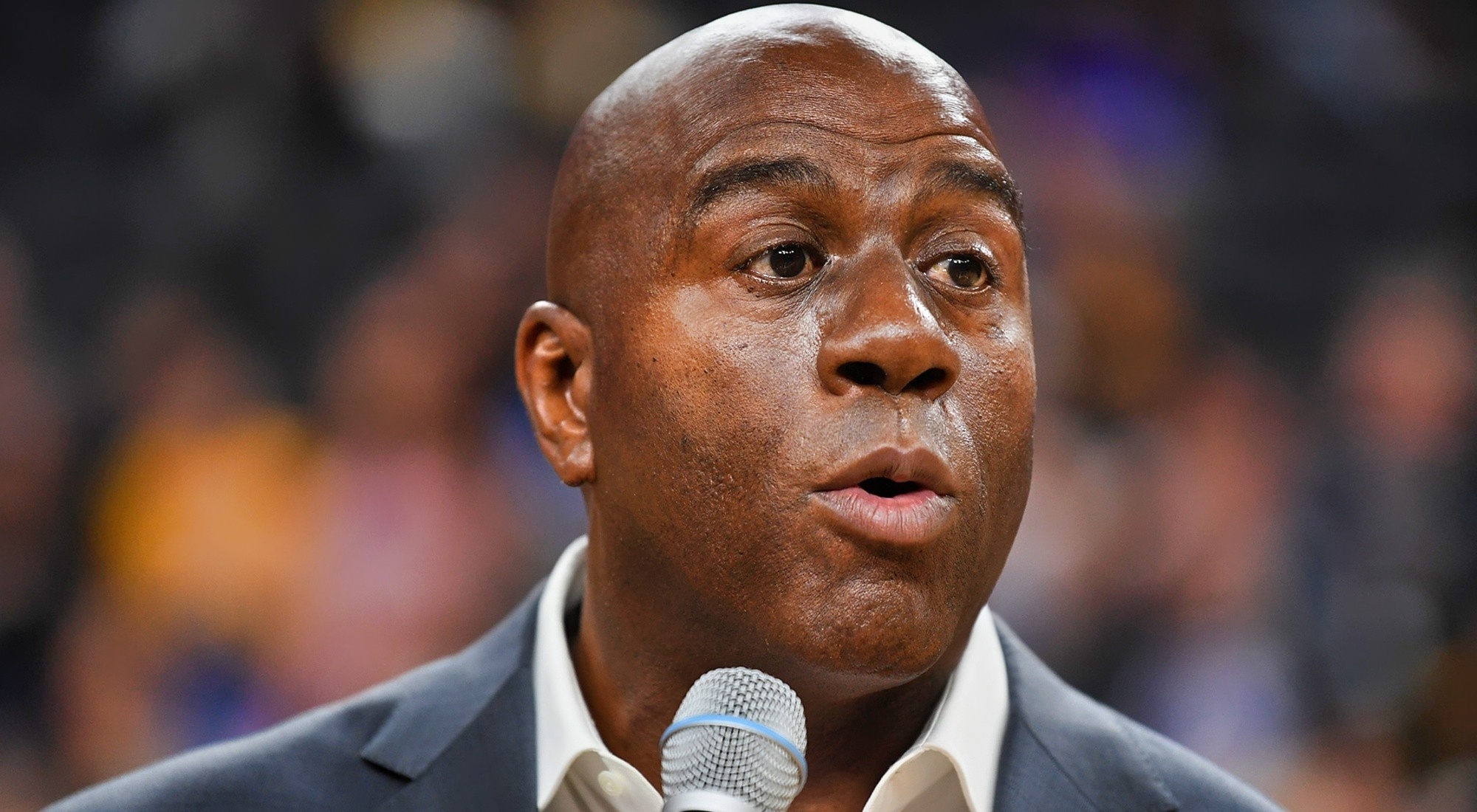 “W0W”: Magic Johnson’s Family Photo Goes Viral – NBA Legend’s Rare ...
