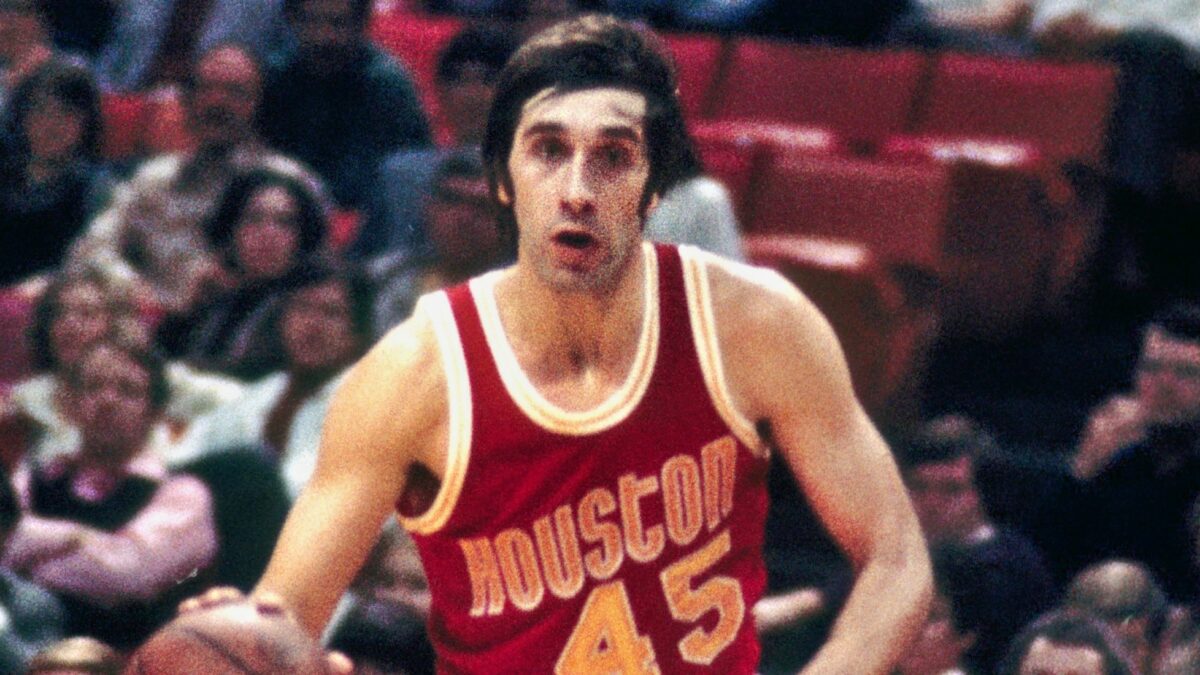 The Night Kermit Washington Punched Rudy Tomjanovich: How One Hit ...