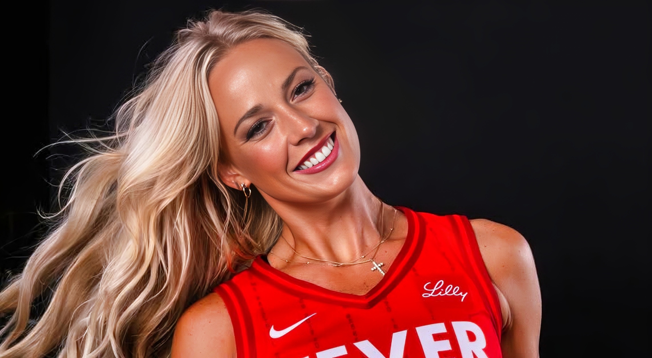 VIDEO: Sophie Cunningham’s Ultra-Short “All Business” Pregame Fit ...