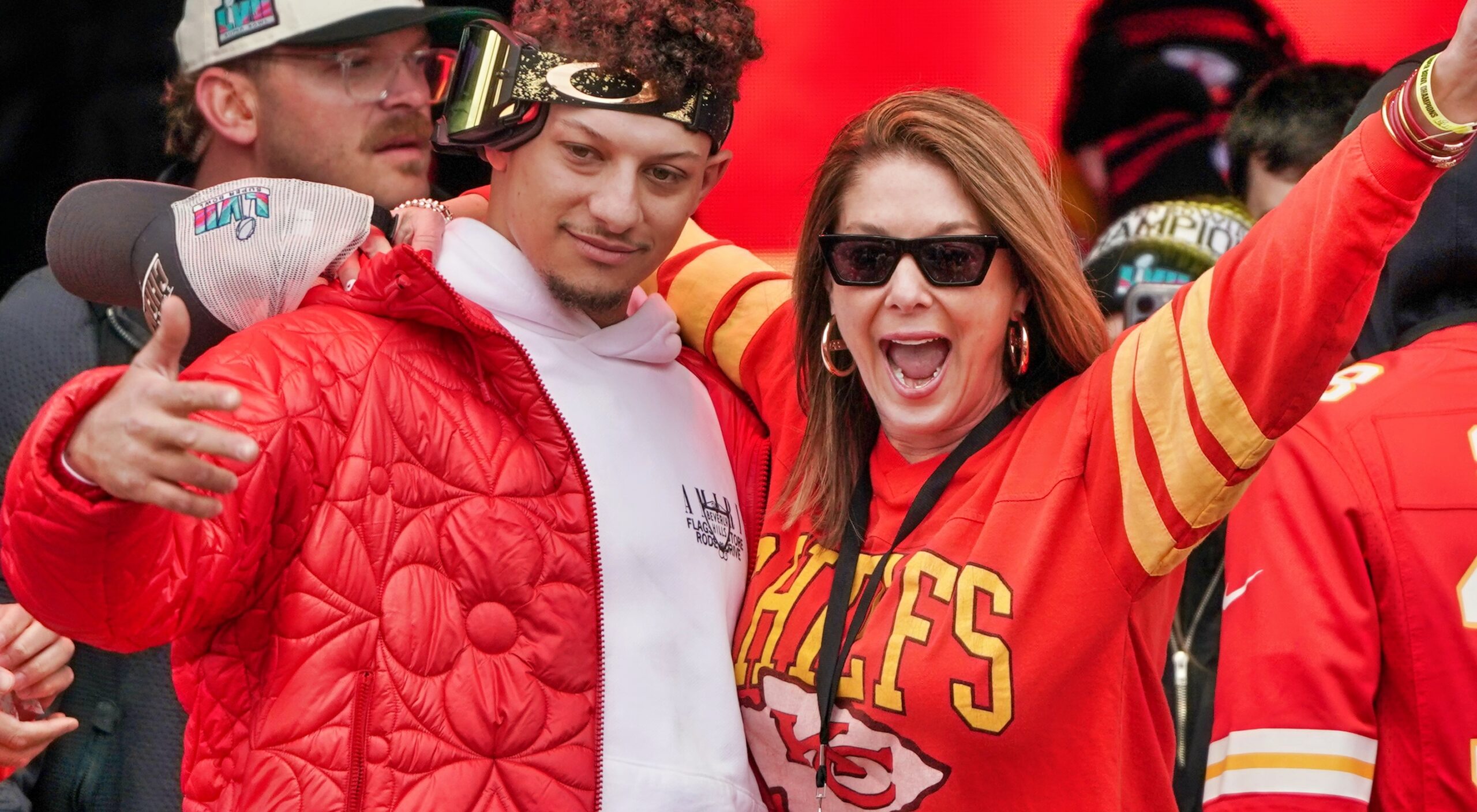 Patrick Mahomes' Mom Breaks Down After Heart-Wrenching Discovery in ...