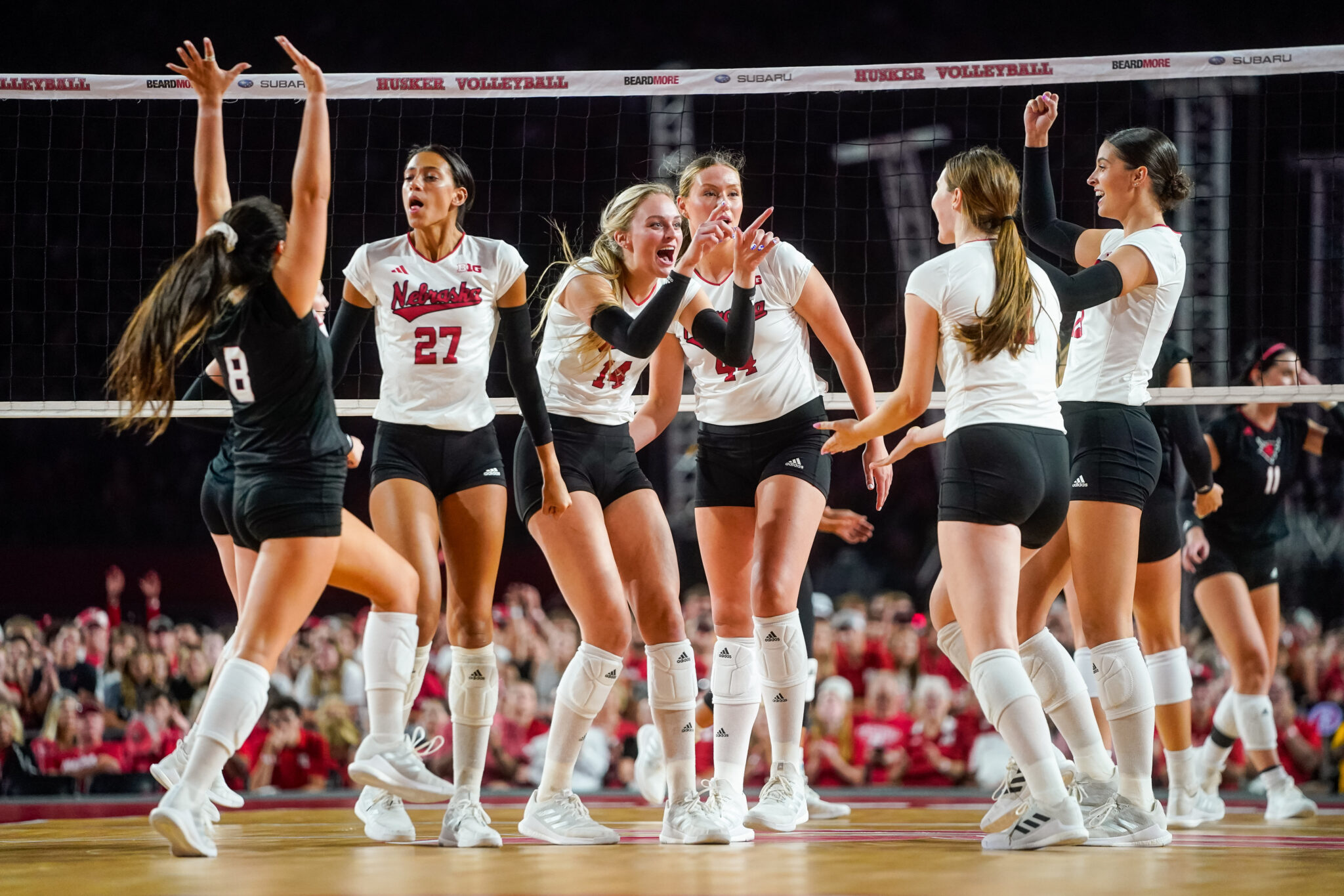 USC Volleyball Phenom Ditches Promising Career for Olympic Dream, Shuts ...