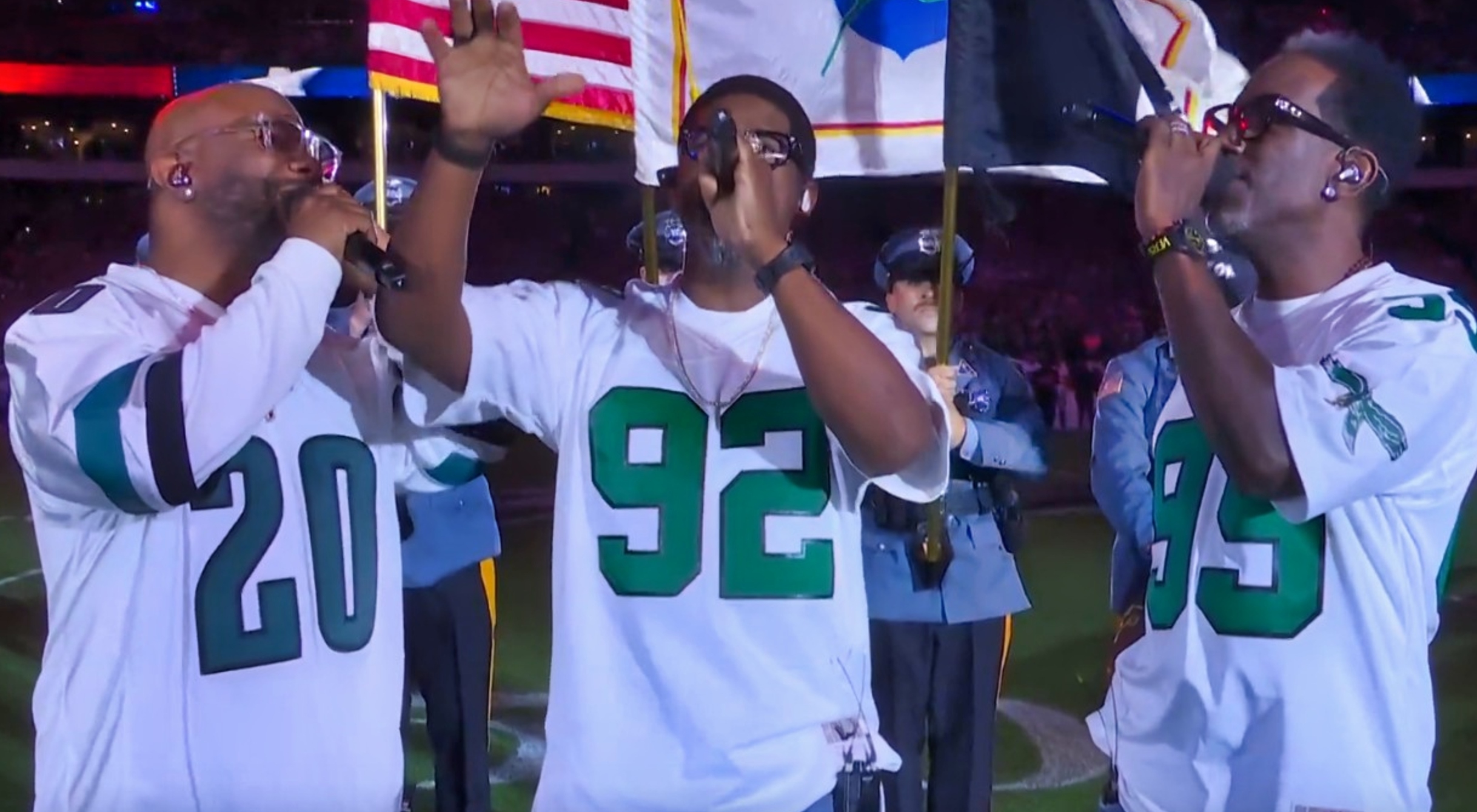 Boyz II Men Is Getting Blasted For Their "Disastrous" National Anthem ...