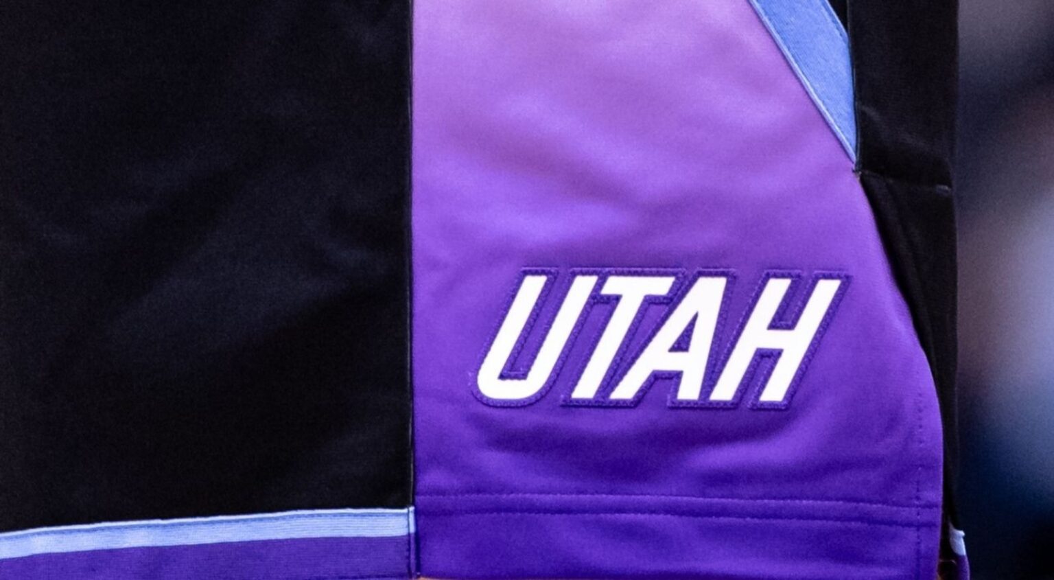 REPORT: Utah Jazz Demand Star Guard And Multiple Picks From Lakers In ...