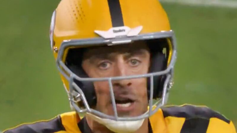 NBC Cameras Caught Aaron Rodgers Unleashing Vulgar Message At DK ...