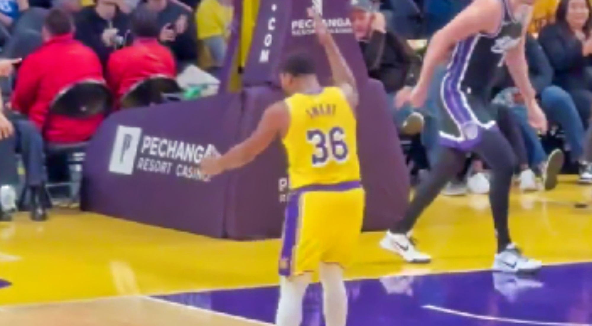 Marcus Smart Loses His Cool On Referee For Missing Foul Call After ...