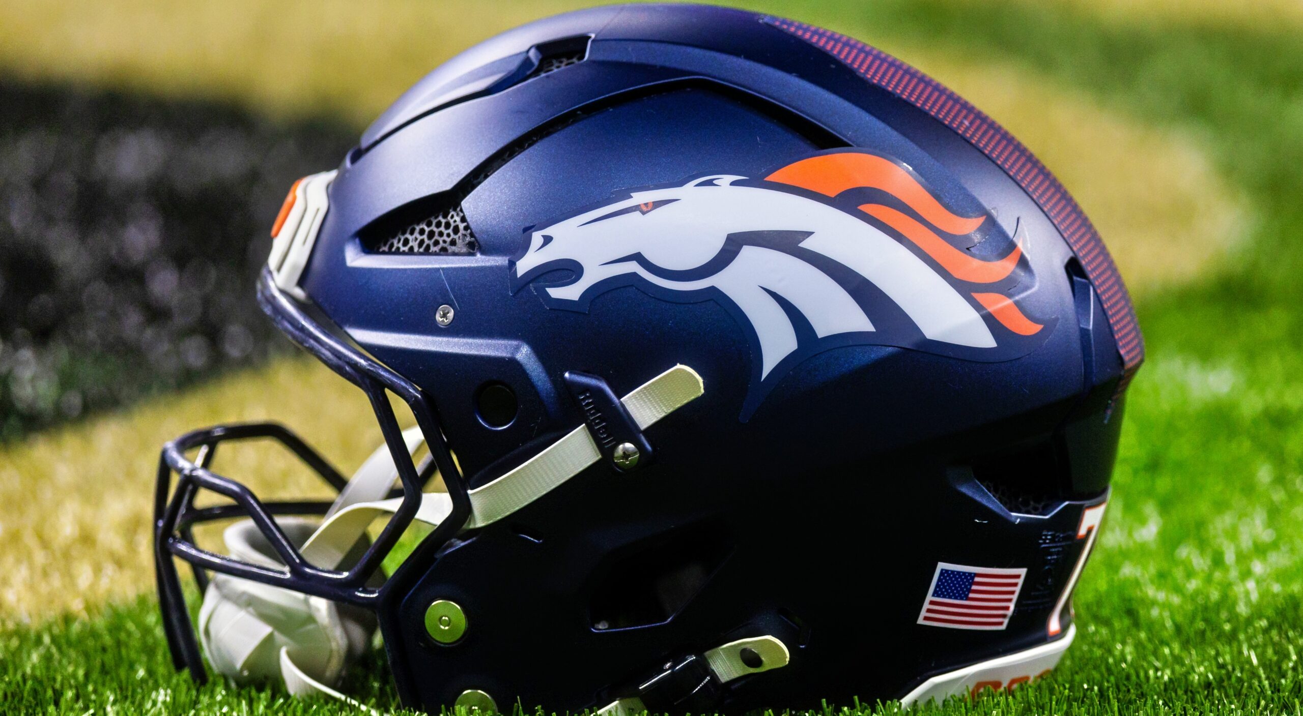 Denver Broncos Draft Pick Shockingly Announces His Retirement From ...