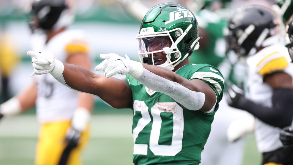 Superstar RB Breece Hall Appears To Be Done With The New York Jets ...