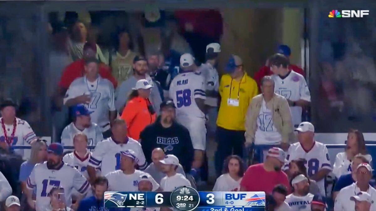 Quick-Thinking Buffalo Bills Fan Escaped The Stadium With An Awesome ...