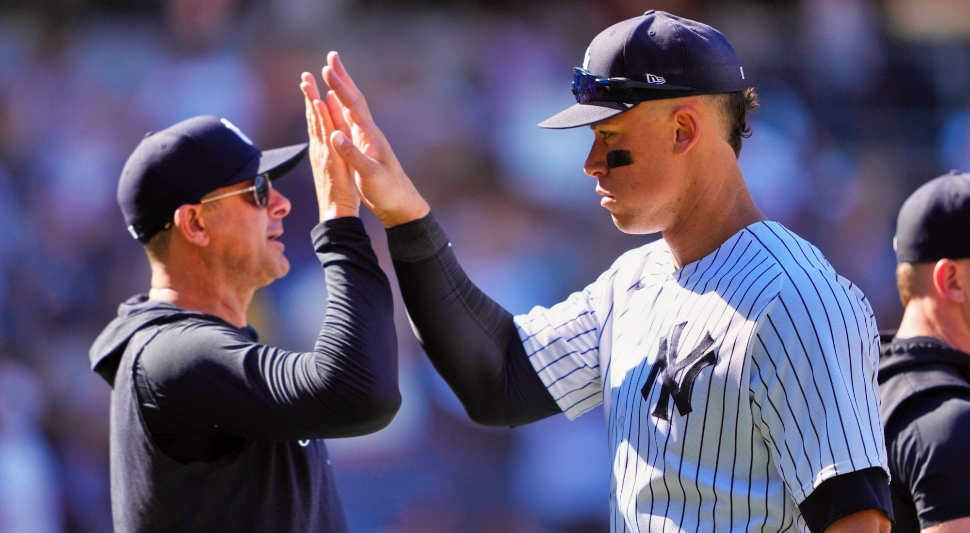 Aaron Boone Drops Vague Response To Reporters In Frustration Over Aaron ...