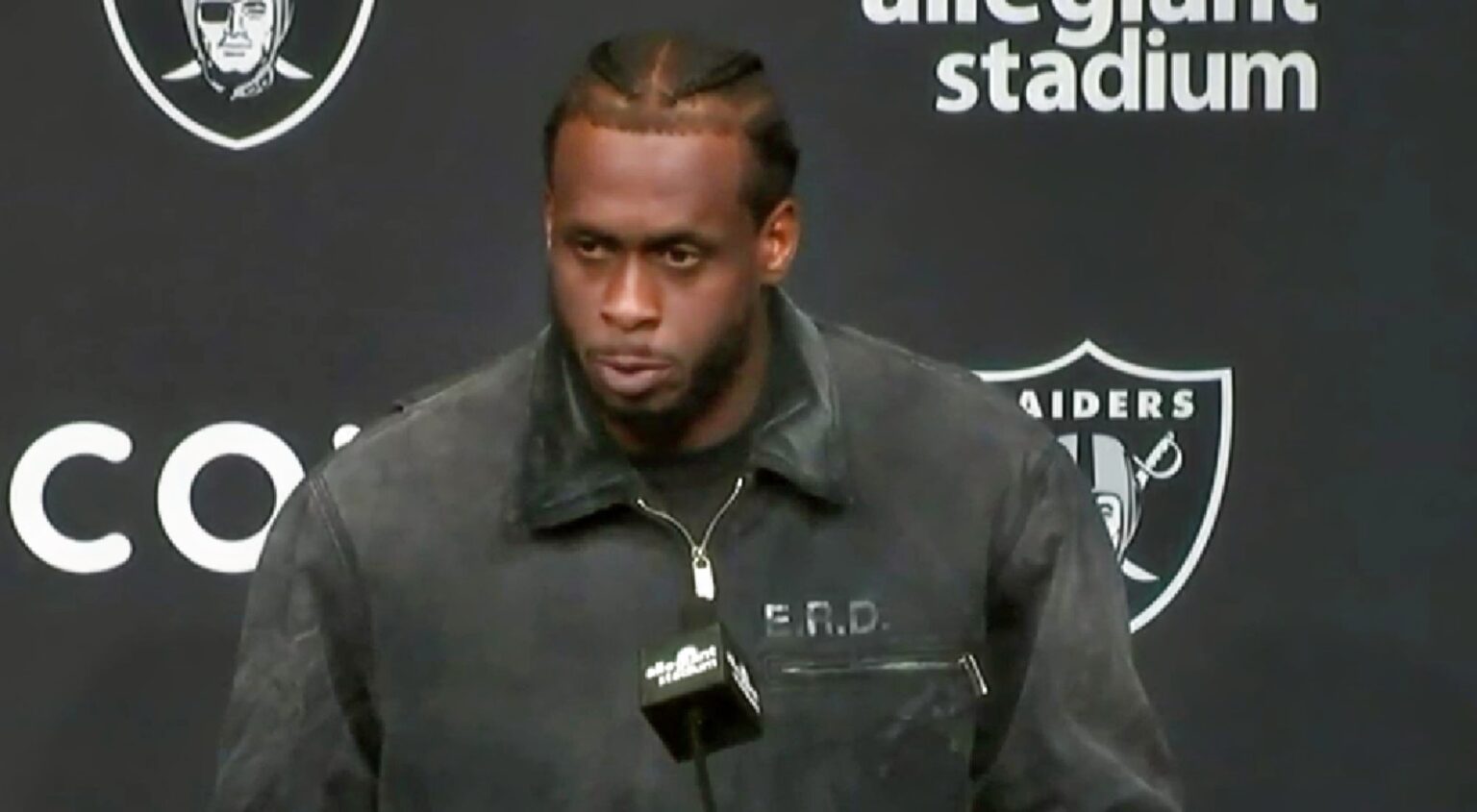 Wendy's Mercilessly Nukes Geno Smith After Brutal Raiders Cut – Dangles ...