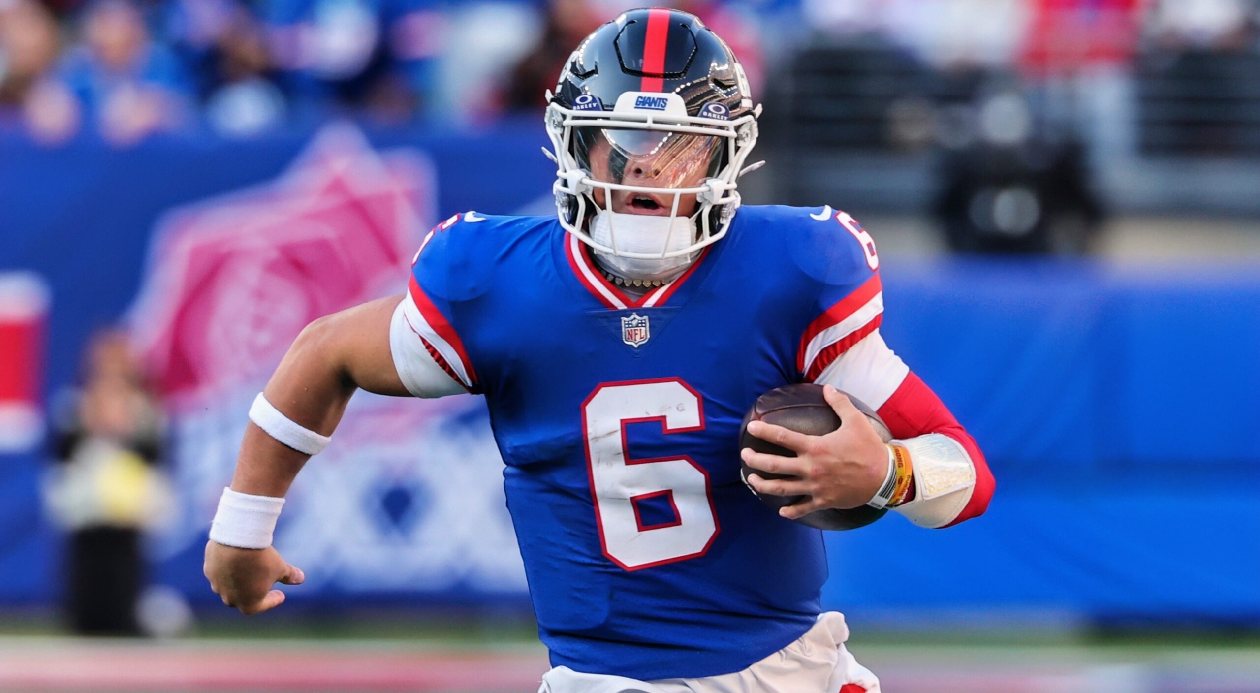 NFL Fans Are Seriously Worried About Jaxson Dart's Health & Well-Being