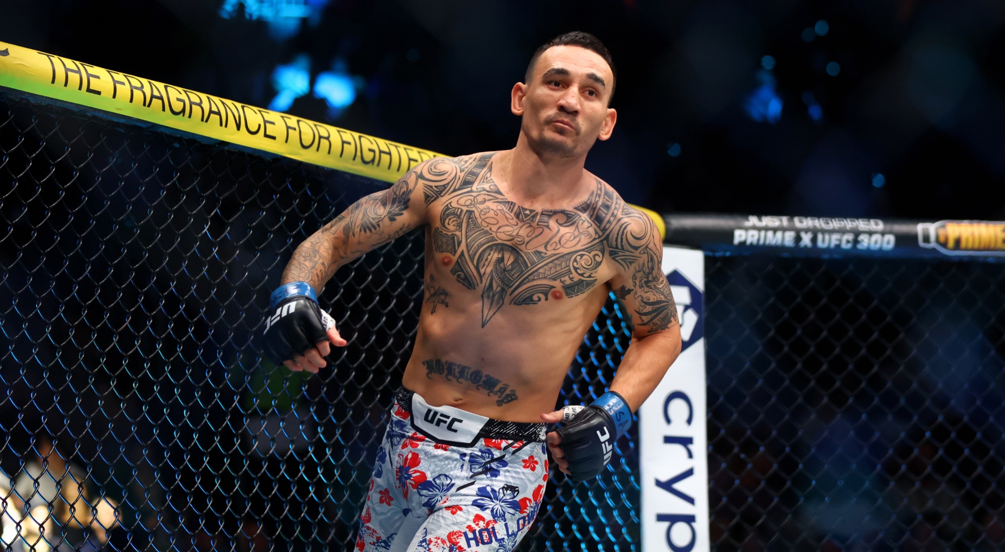 Max Holloway and Wife Ring in Son’s 14th Birthday on Vacation, Fans ...